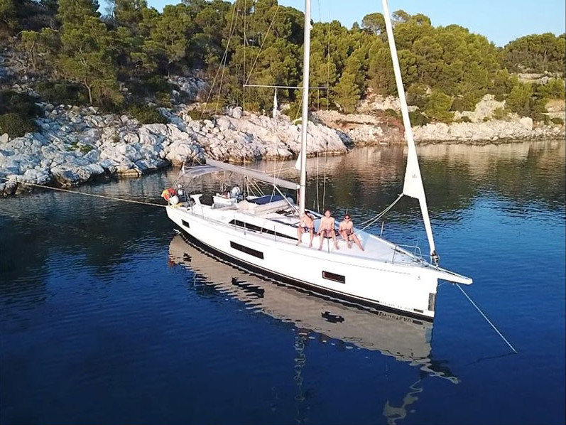 Bareboat Charter Beneteau Oceanis 46.1 2019 Sailing Yacht in Marina ...