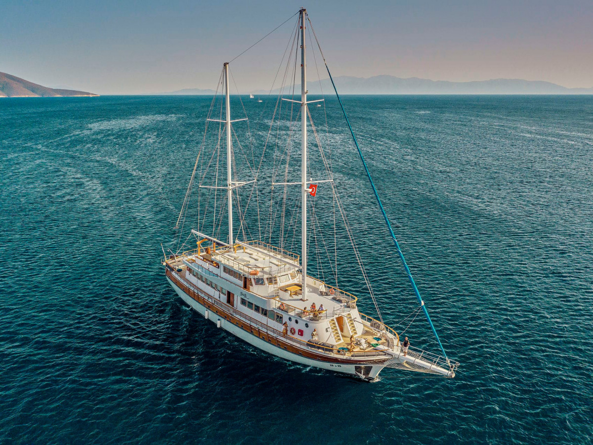 Crewed Charter Other Gulet 2010 Gulet in | Tubber