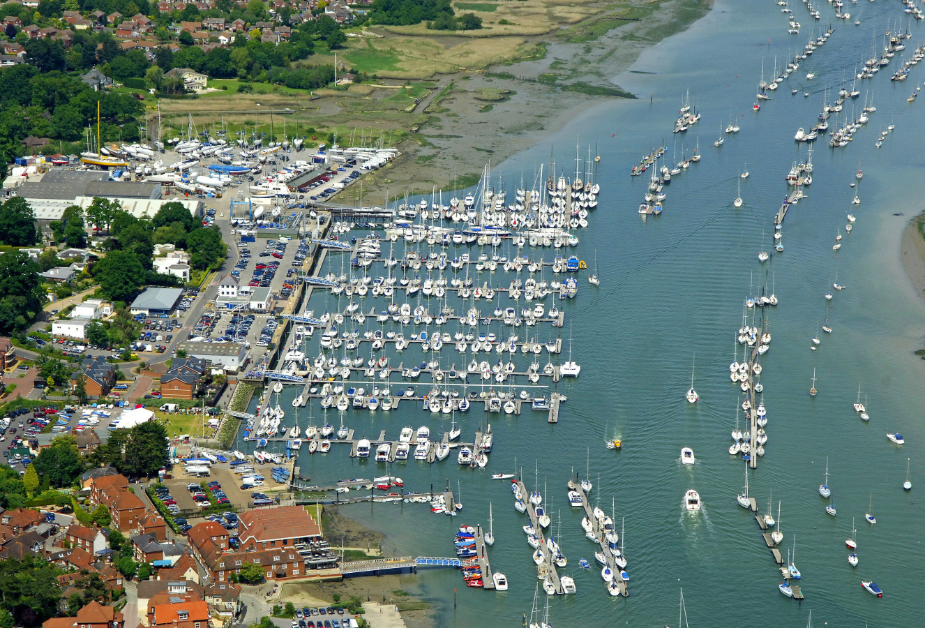 Boat Rental Port Hamble Marina | Yacht Charter | Tubber