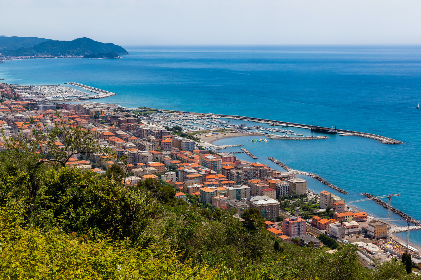 Charter Yachts & Catamarans in Chiavari | Tubber