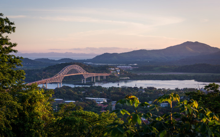 Boat Rental Puerto Lindo | Yacht Charter | Tubber
